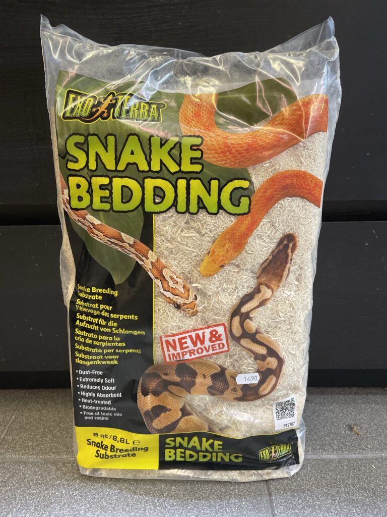 SNAKE BEDDING SUBSTRAT 8.8L EXOTERRA netistä | Tropicals Oy